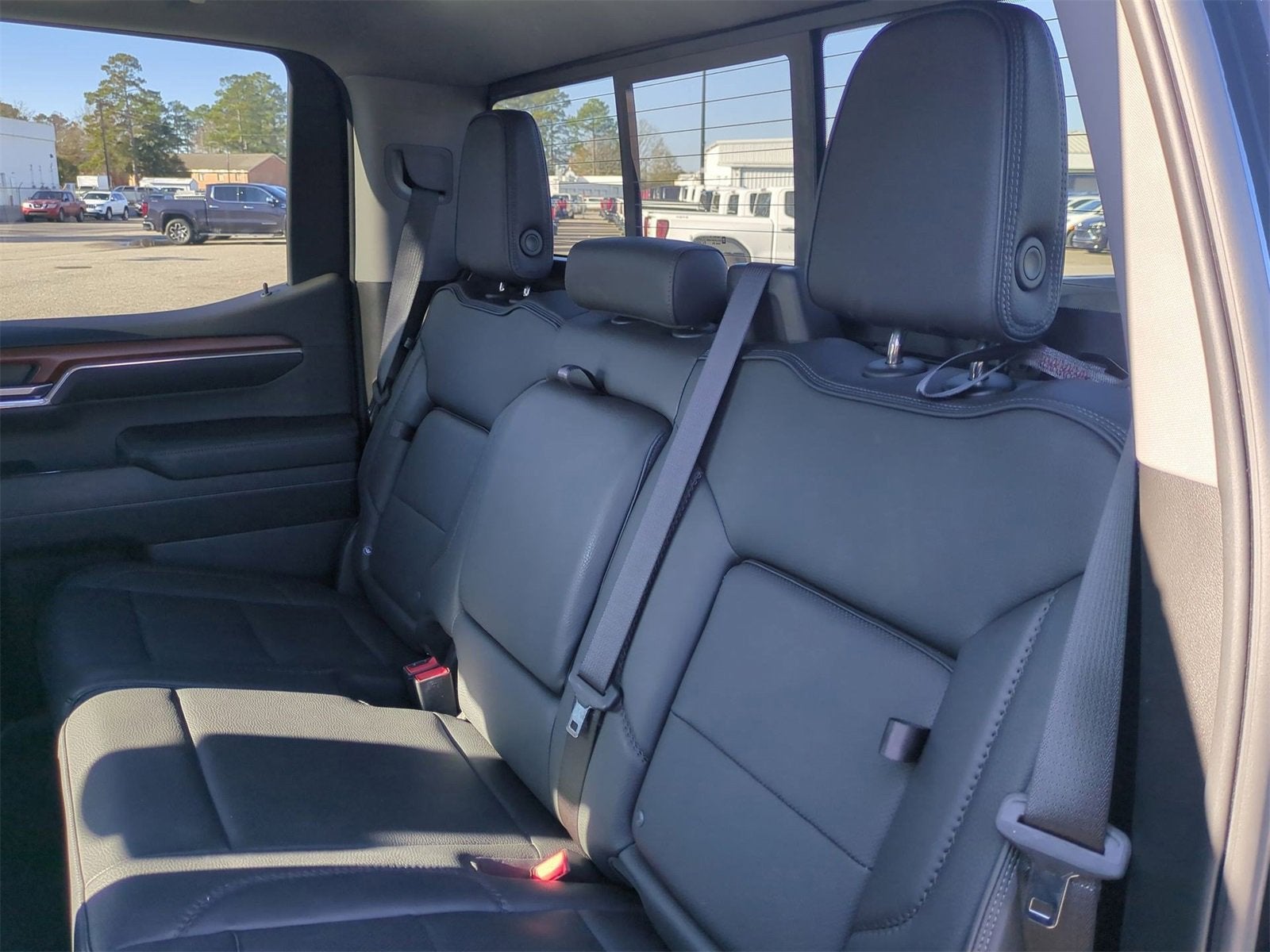 2023 GMC Sierra 1500 Denali Darlington SC | King Cadillac 3GTUUGED6PG182528